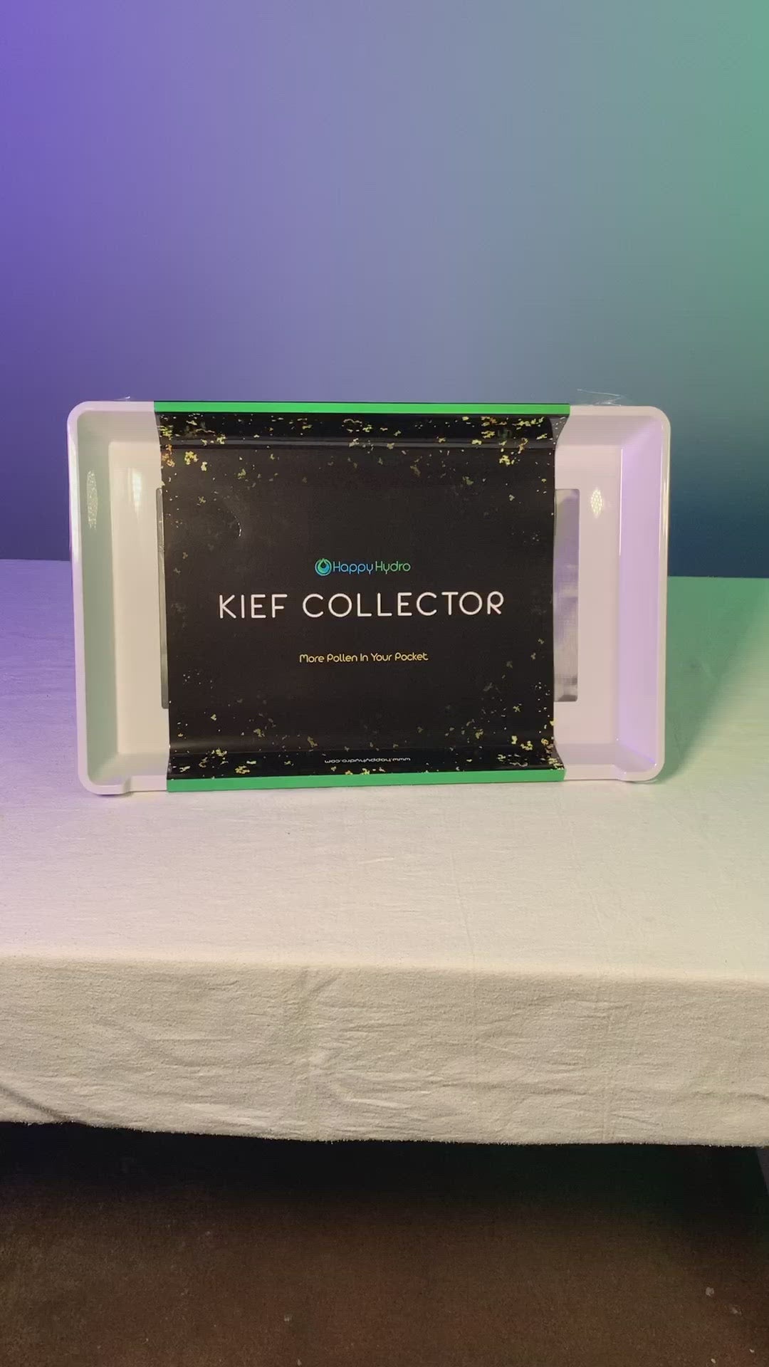 Kief Collector Laptop Trimming Tray - Happy Hydro